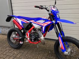 Beta RR 50 Motard Track E5 Blauw kopen? | vanSeggeren.nl